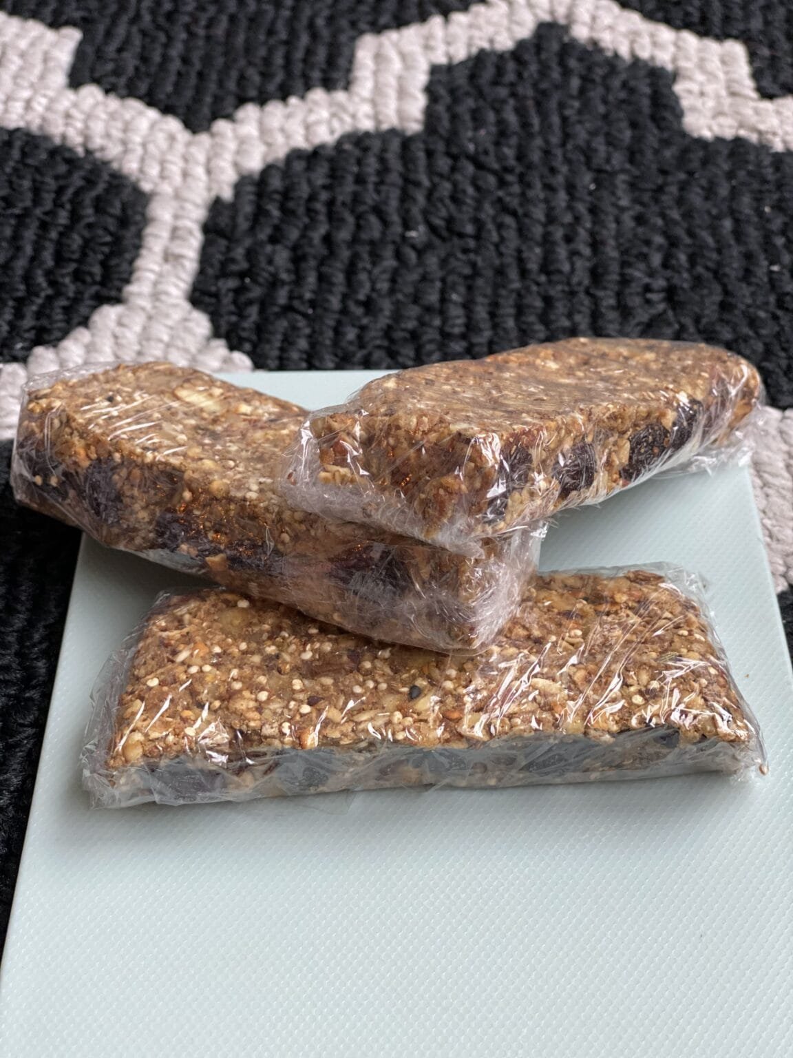 Homemade Protein Bars (Without Protein Powder)